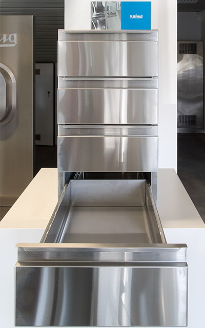 Küchenmöbel - Rilling AG - Ihr Schweizer Hersteller von Grossküchen für...
