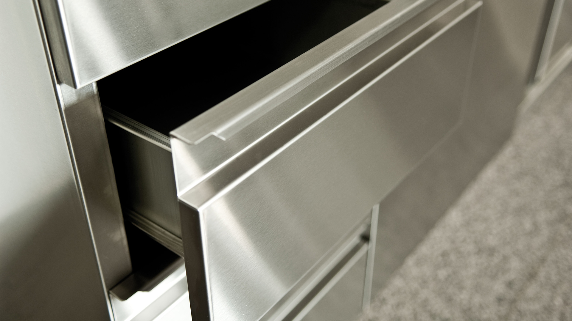 Küchenmöbel - Rilling AG - Ihr Schweizer Hersteller von Grossküchen für...